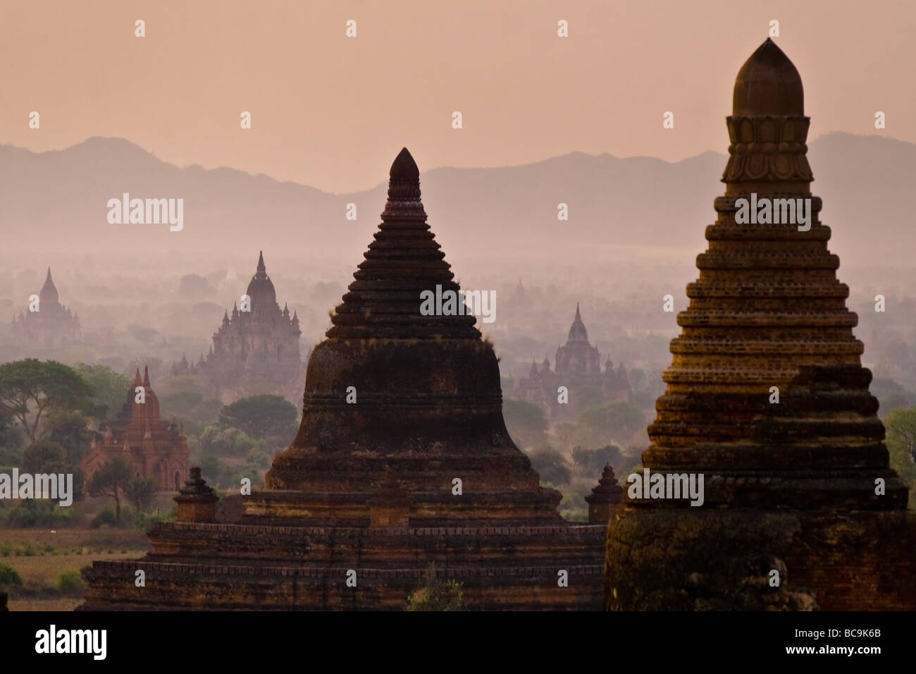 Panoramic view burmese hi-res stock photography and images - Alamy