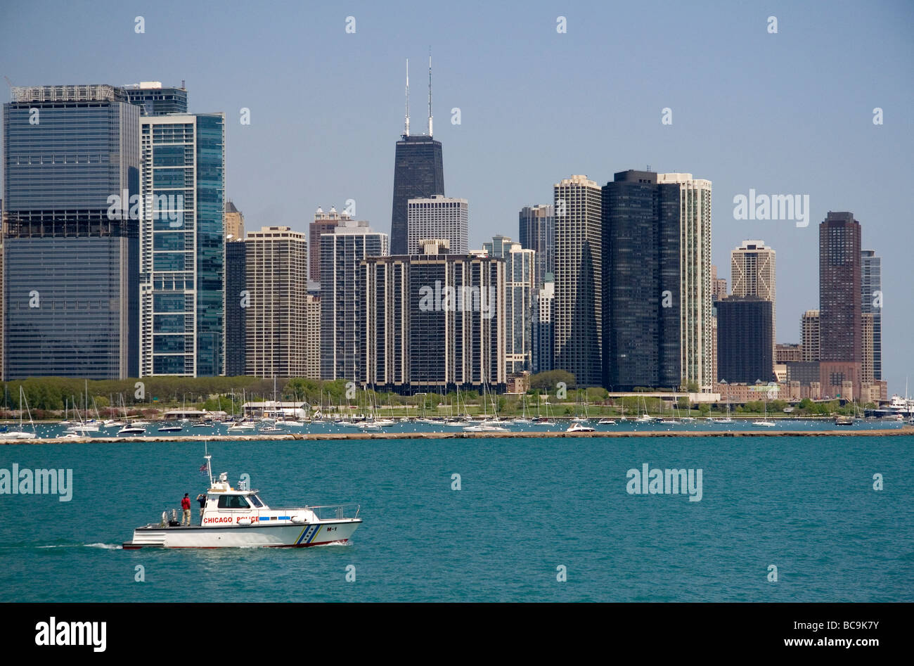 Highrise buildings and skyline of Chicago Illinois USA Stock Photo - Alamy