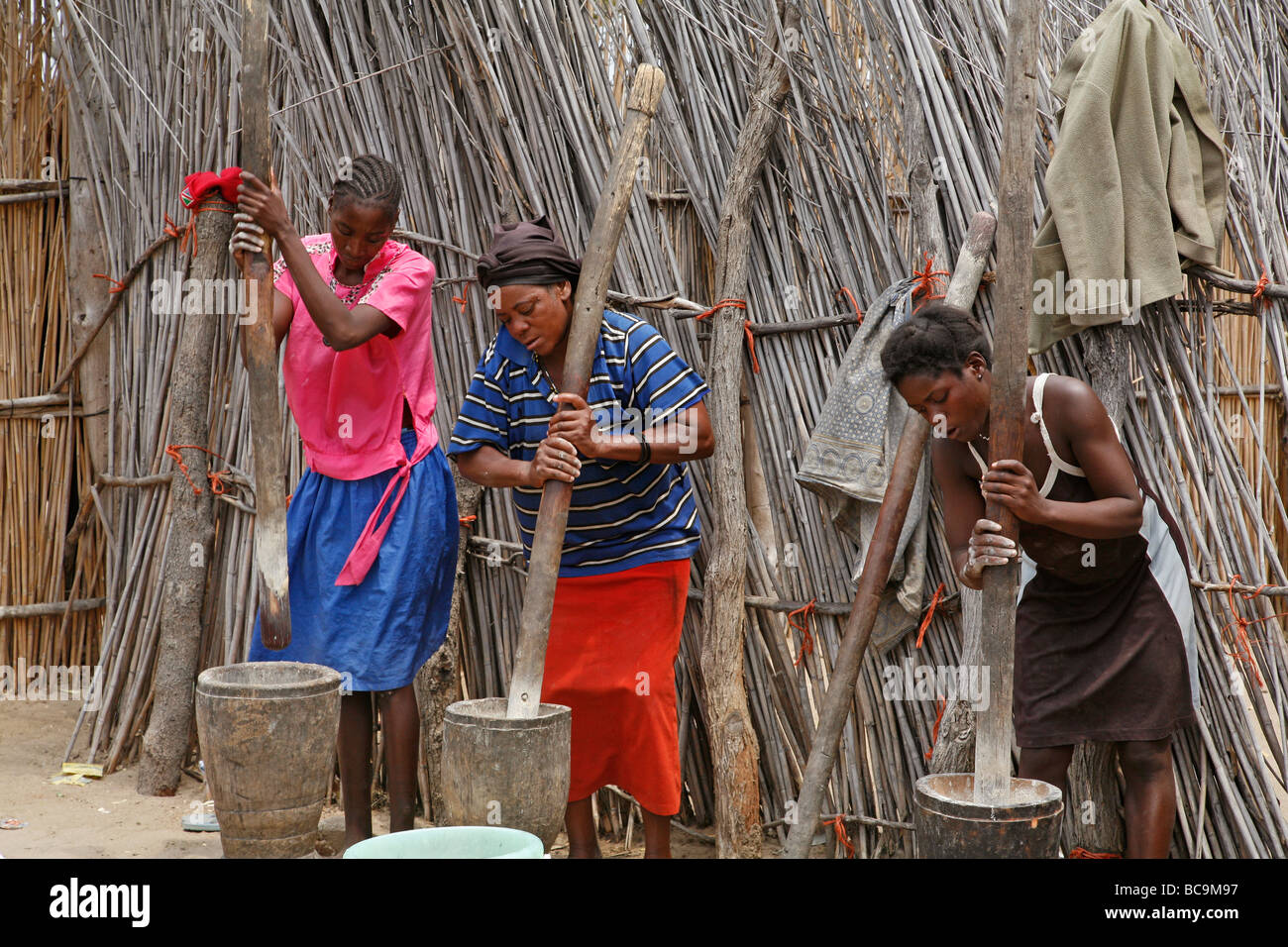 Border food hi-res stock photography and images - Alamy