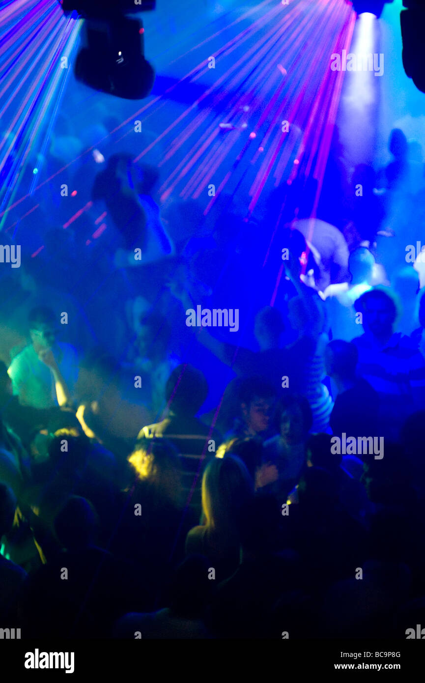 People dancing at a club Stock Photo - Alamy