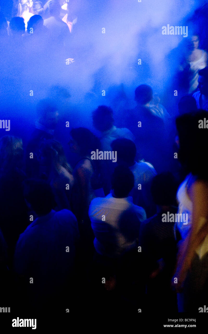 People dancing at a club Stock Photo - Alamy