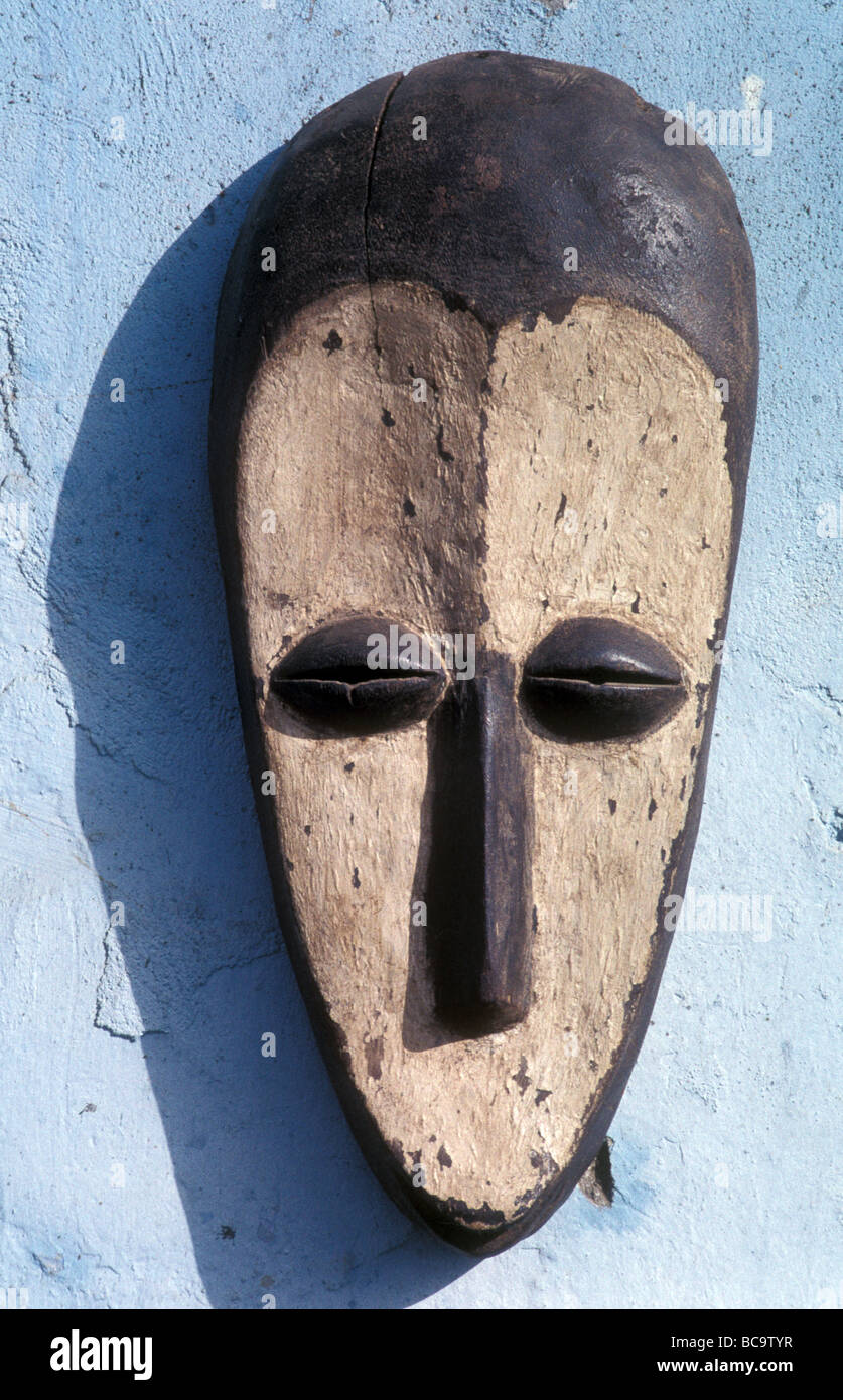 Angola mask hi-res stock photography and images - Alamy