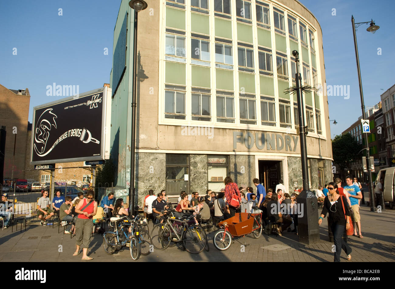 Bar shoreditch hi-res stock photography and images - Alamy