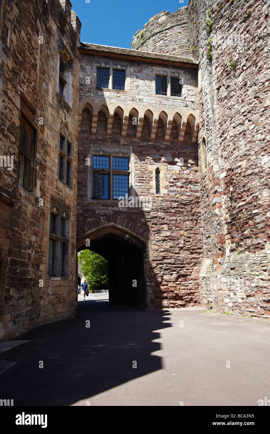 Inside the Courtyard of Berkeley Castle, Gloucestershire, England, UK ...
