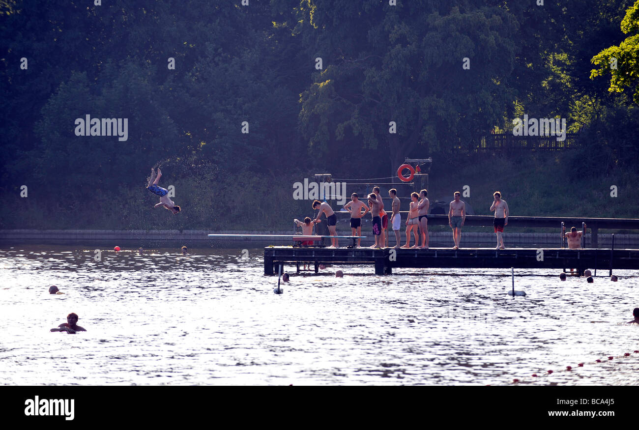 Hampstead pond men's hi-res stock photography and images - Alamy