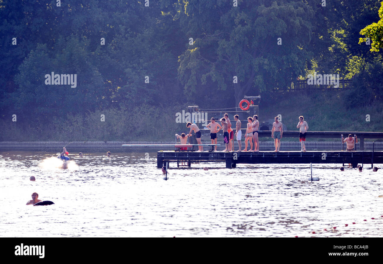 Hampstead ponds swim hi-res stock photography and images - Alamy