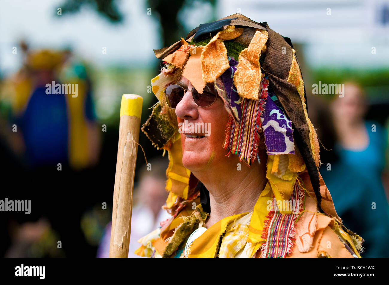 Female morris dancing hi-res stock photography and images - Alamy