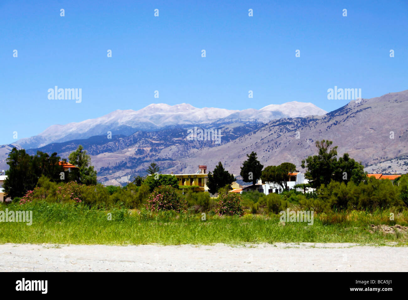 THE LEFKA ORI MOUNTAINS FROM FRANGOKASTELLO ON THE GREEK ISLAND OF ...