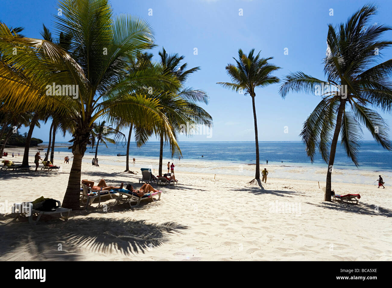 Shanzu hi-res stock photography and images - Alamy