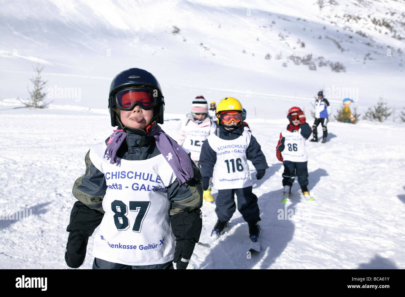 Ski children hi-res stock photography and images - Alamy