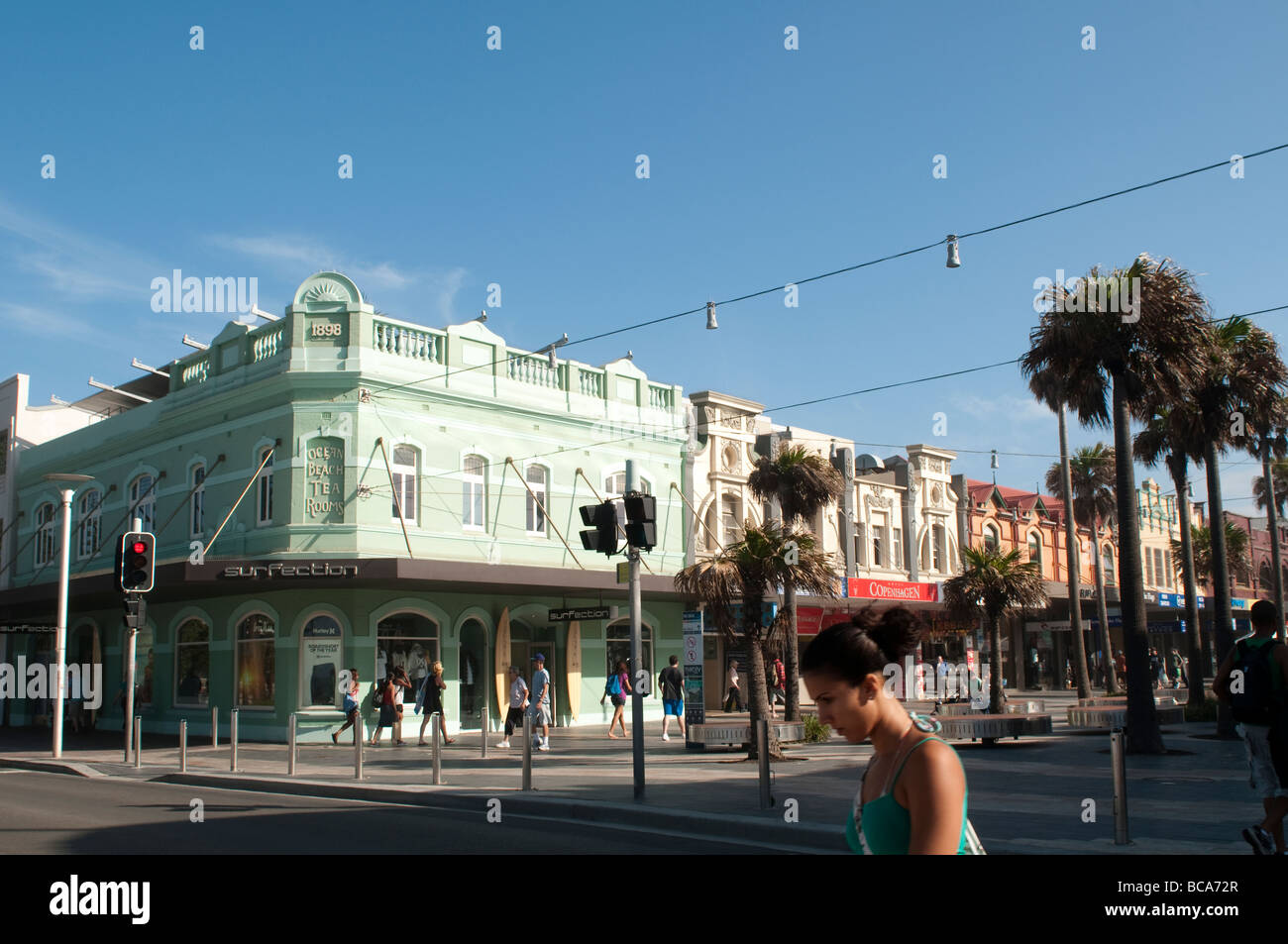 Shops manly australia hi-res stock photography and images - Alamy