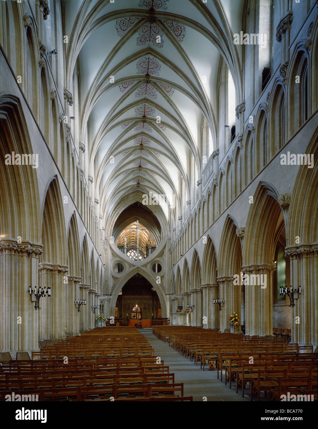 Wells cathedral scissor arches hi-res stock photography and images - Alamy
