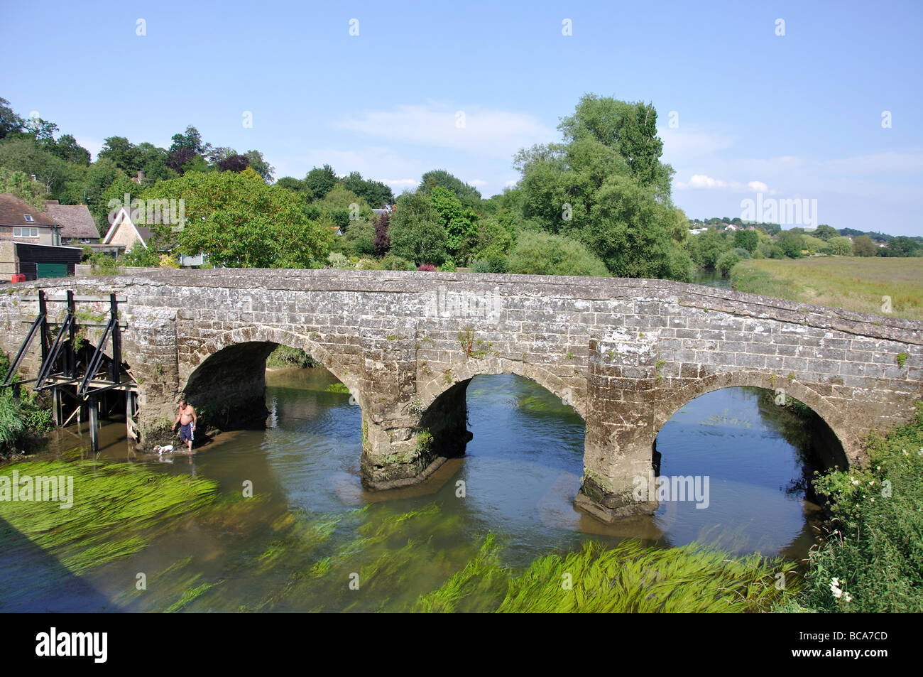 Old stone bridge over River Arun, Pulborough, West Sussex, England ...