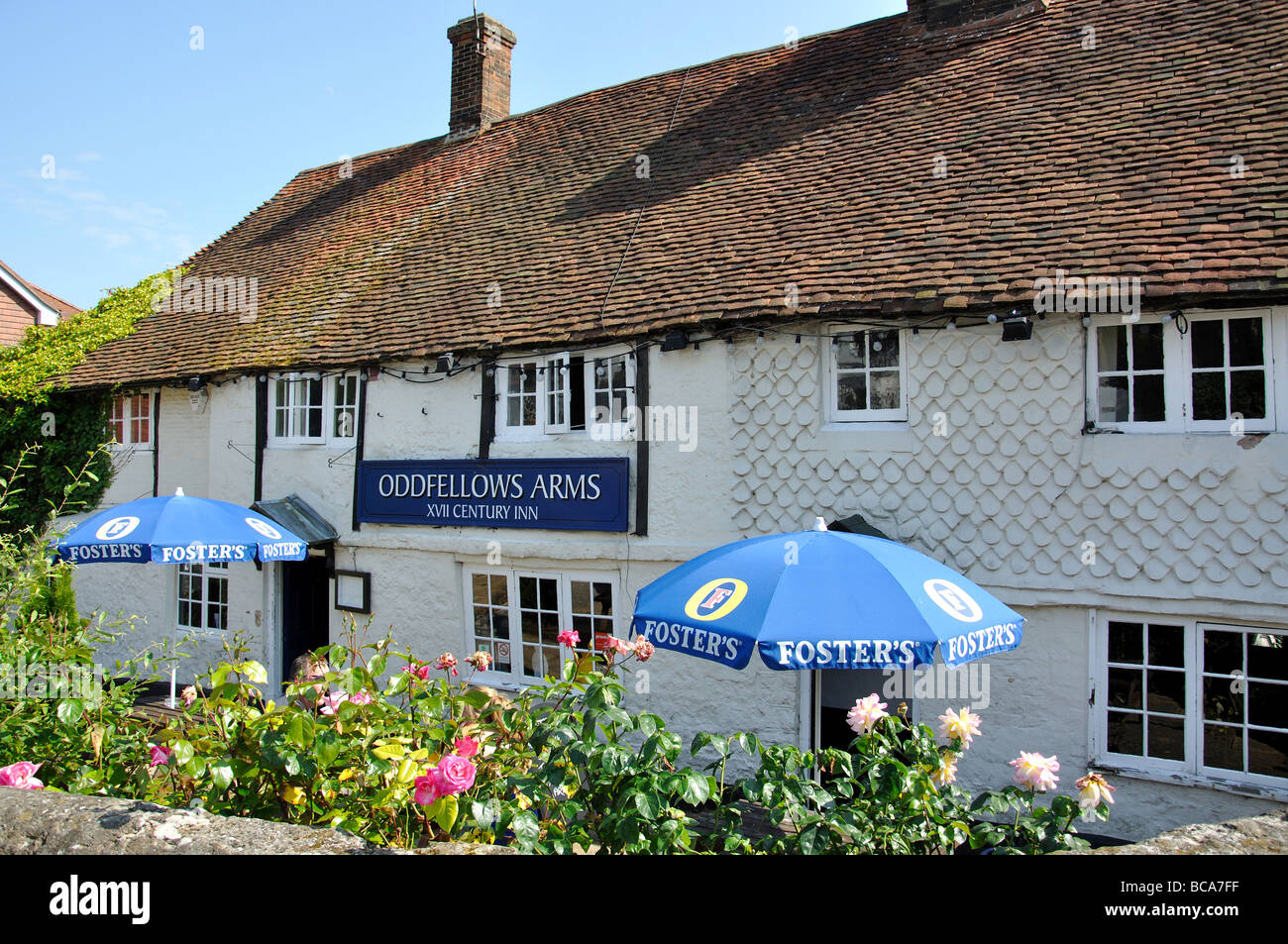 17th century Oddfellows Arms, Lower Street, Pulborough, West Sussex ...