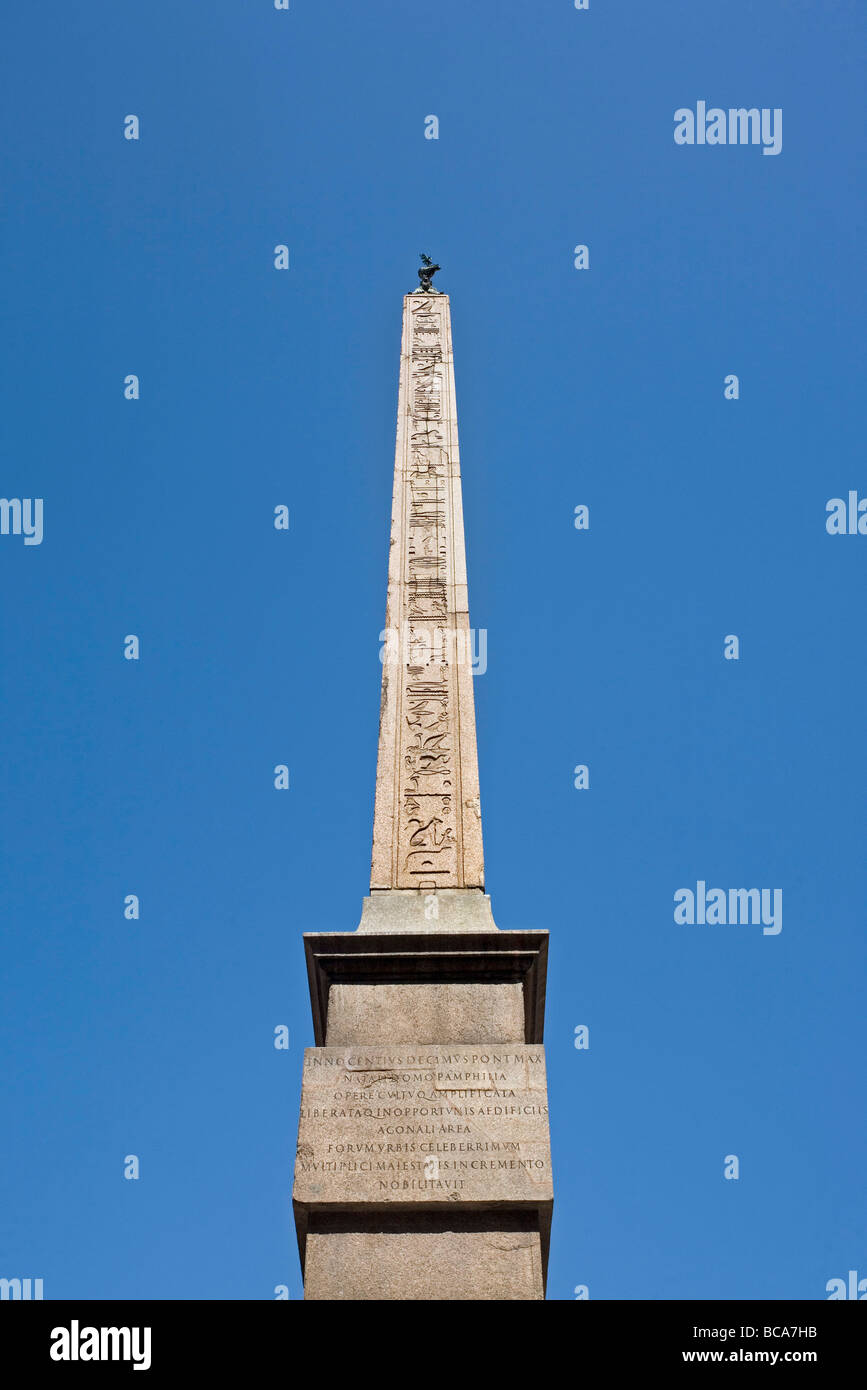 Obelisk in Piazza Navona Rome Italy Stock Photo - Alamy