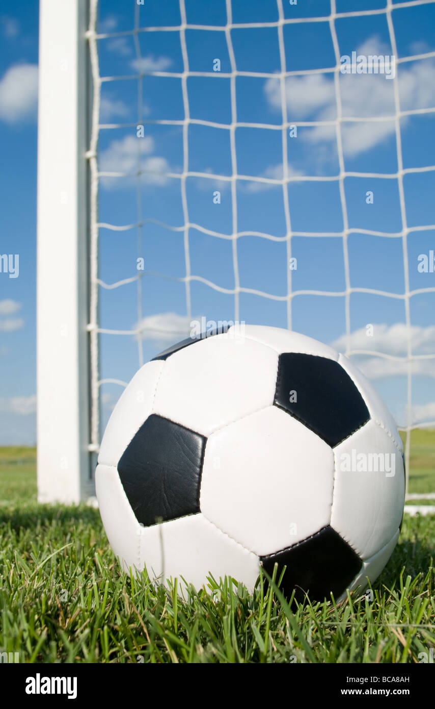 Close up of football goal net hi-res stock photography and images - Alamy