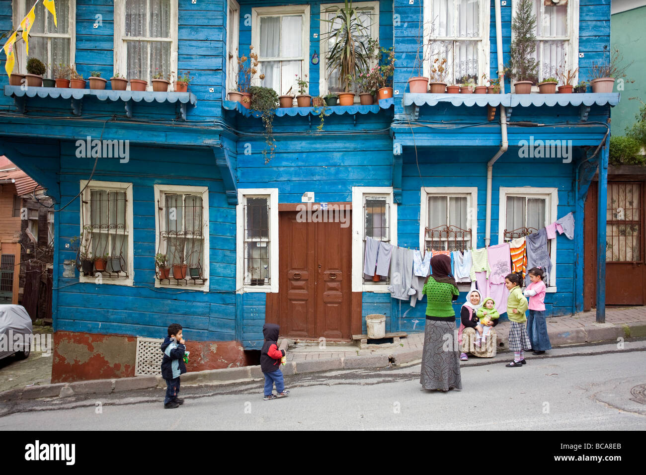 Historical poverty hi-res stock photography and images - Alamy