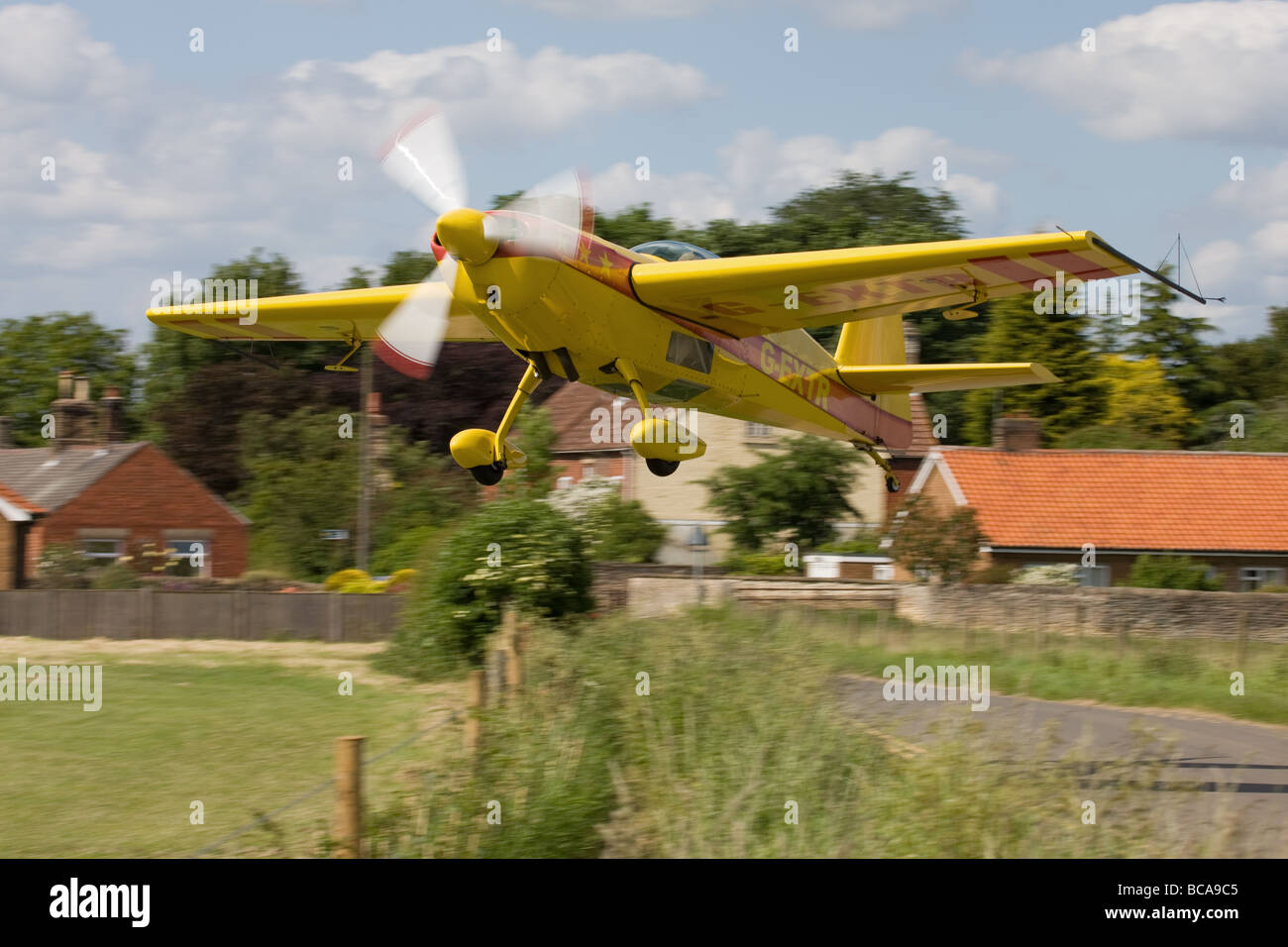 Engine mid wing monoplane sport hi-res stock photography and images - Alamy