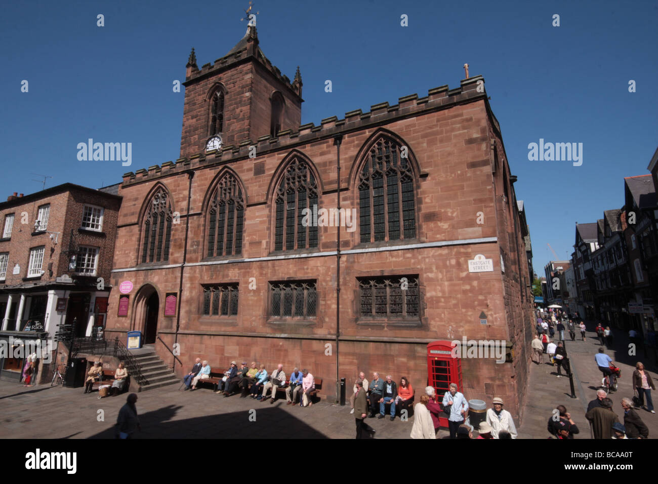 Street scene in Chester Stock Photo - Alamy