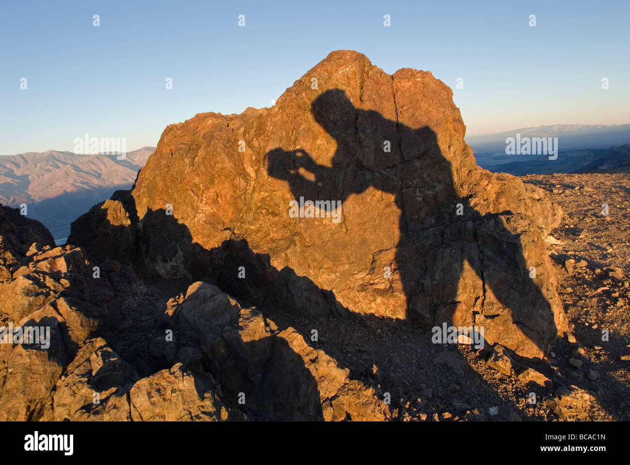 Sunrise over Death Valley from Dantes View in the Amargosa Range Stock ...