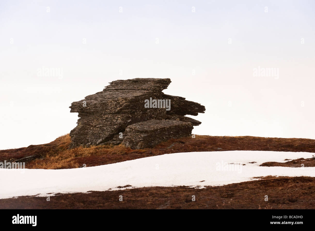 Rock formation on the tundra hi-res stock photography and images - Alamy