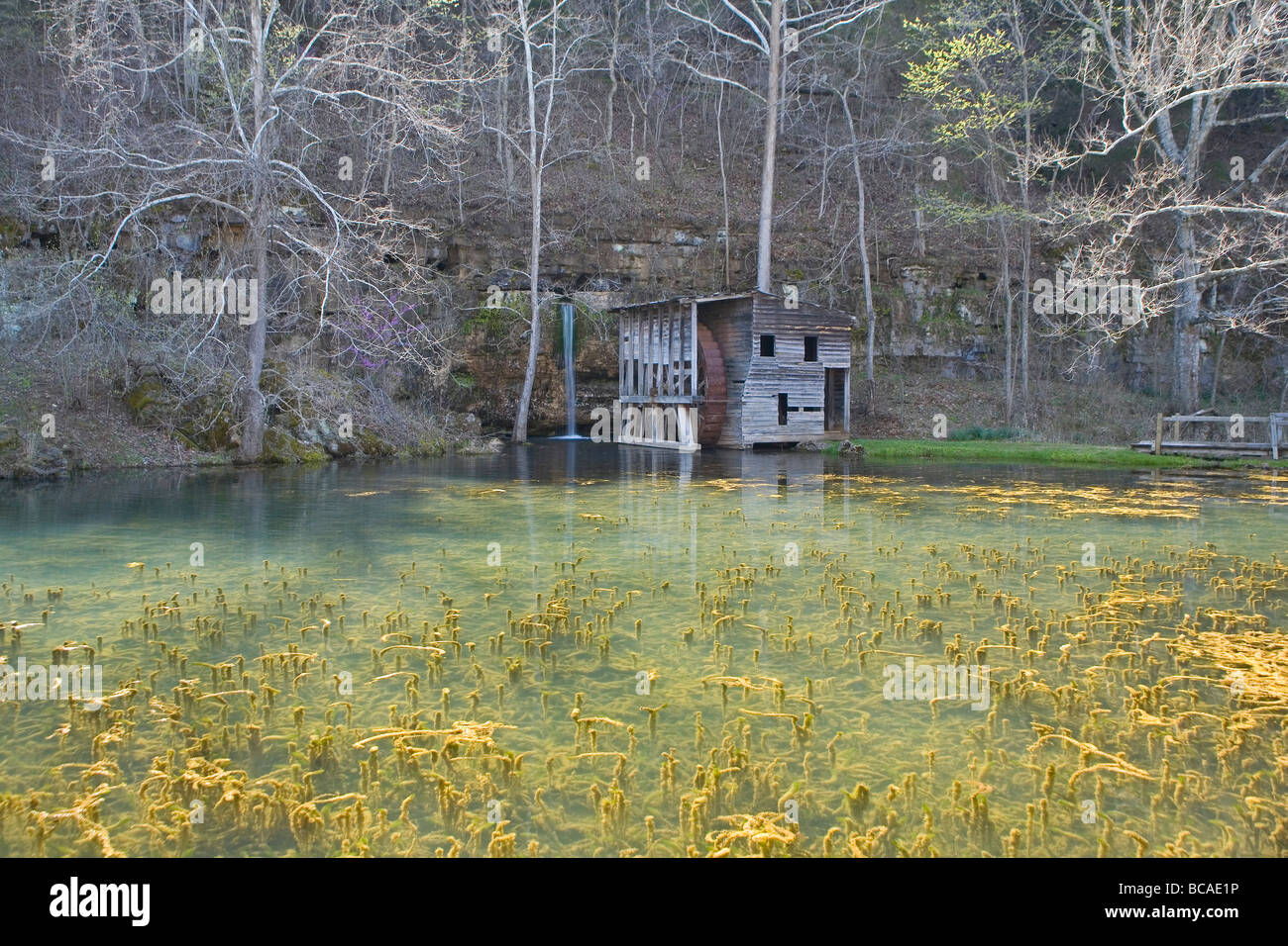 Falling spring missouri hi-res stock photography and images - Alamy