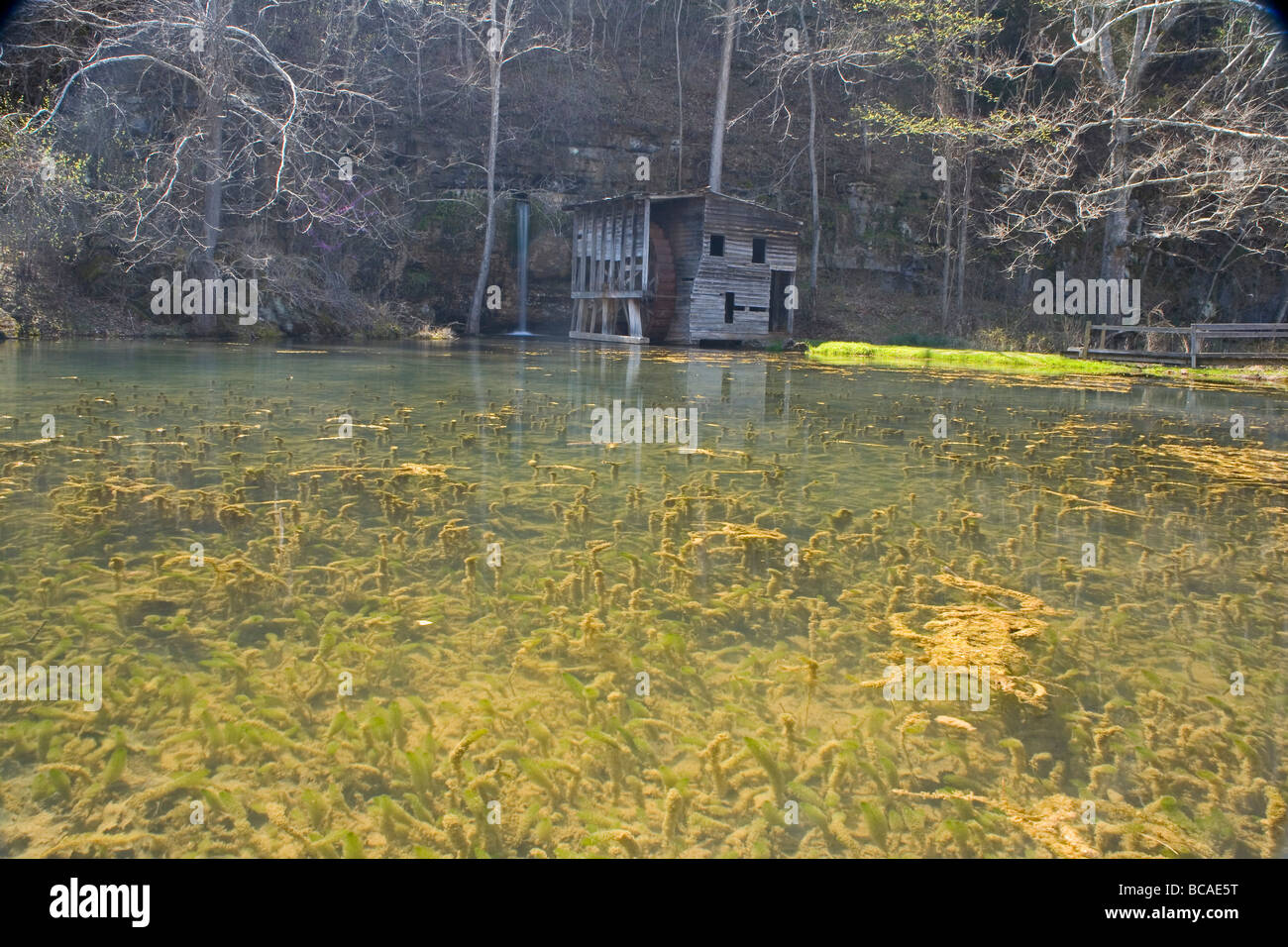 Falling spring missouri hi-res stock photography and images - Alamy