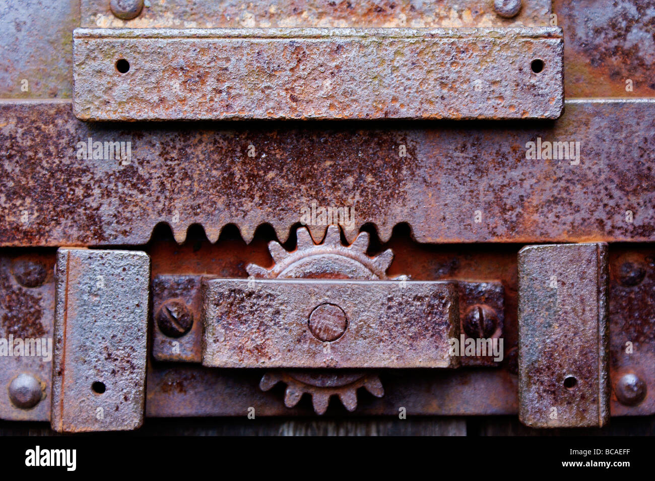 Medieval iron ratchet bolt on German castle door Stock Photo - Alamy