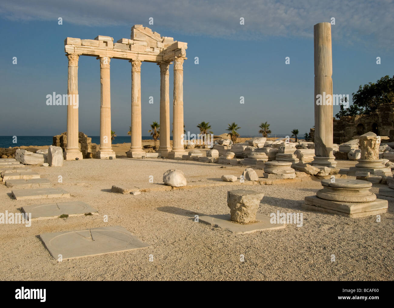 Temple of apollo and athena hi-res stock photography and images - Alamy