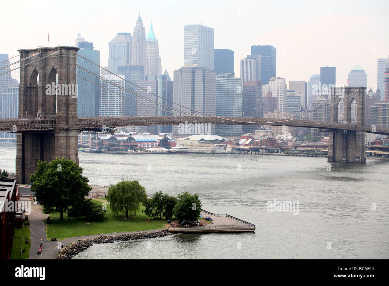 Brooklyn Bridge, looking towards lower Manhattan Stock Photo - Alamy