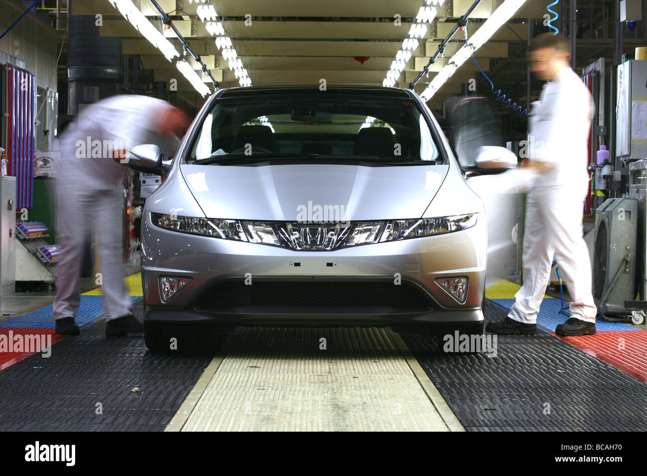 Honda production line hi-res stock photography and images - Alamy