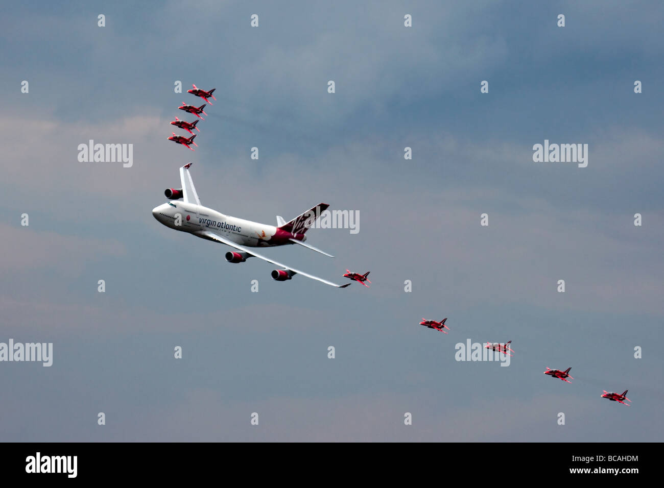 Virgin Atlantic - Boeing 747-400 and Red Arrows aerial display at ...