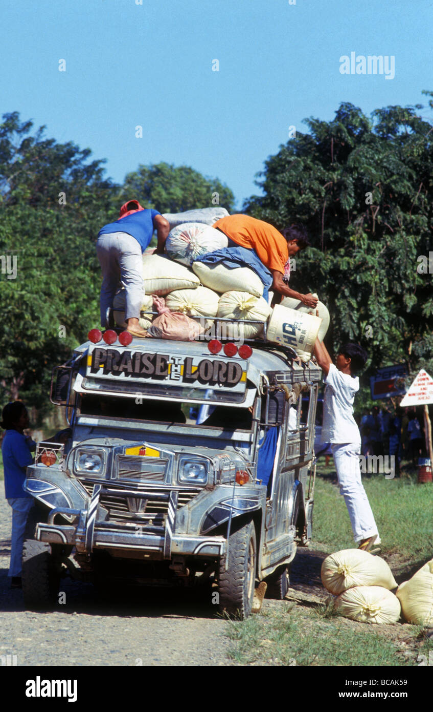 jeepney cebu philippines Stock Photo - Alamy