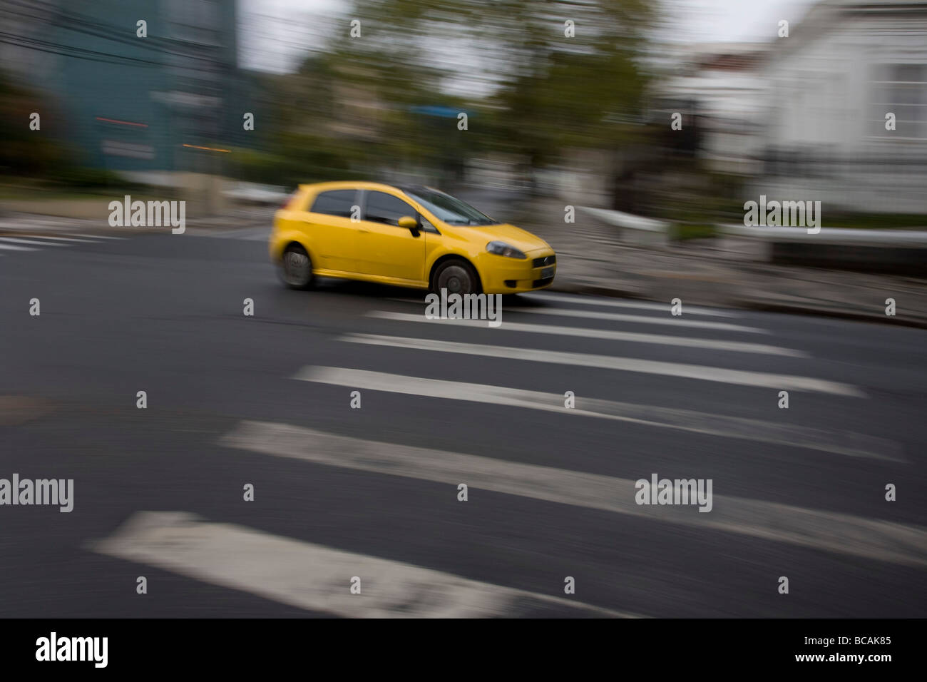 Fast car hi-res stock photography and images - Alamy