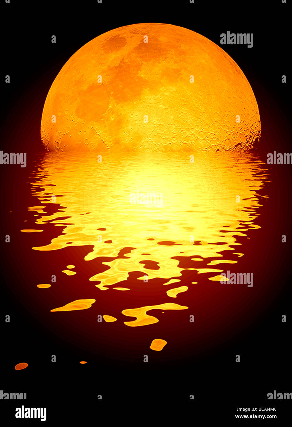 moon rise over water Stock Photo - Alamy