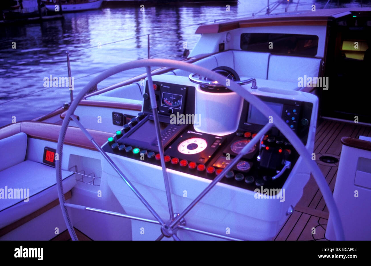 Navigation instruments hi-res stock photography and images - Alamy