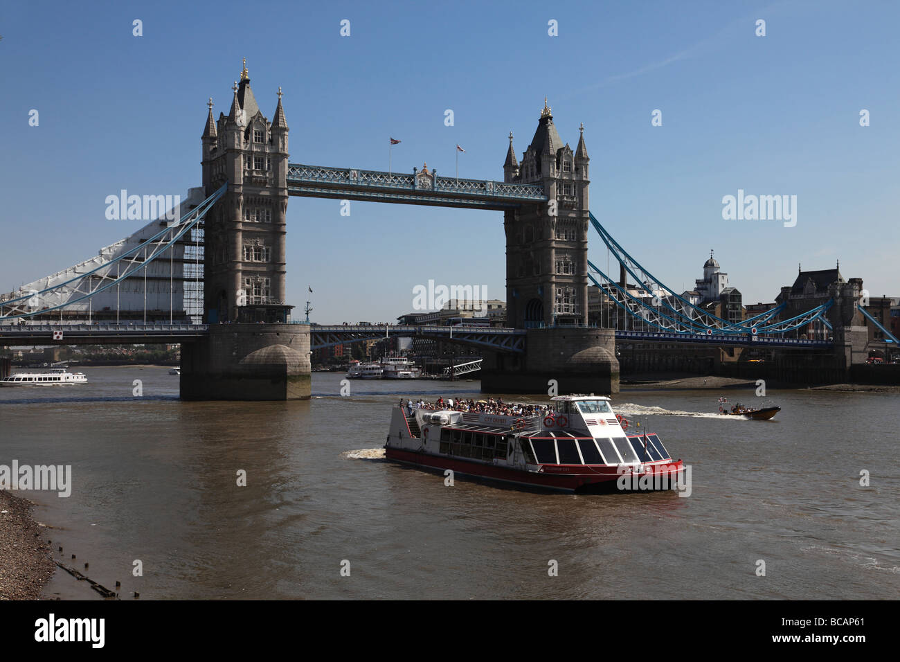 Pleasure boat by Tower bridge London Stock Photo - Alamy