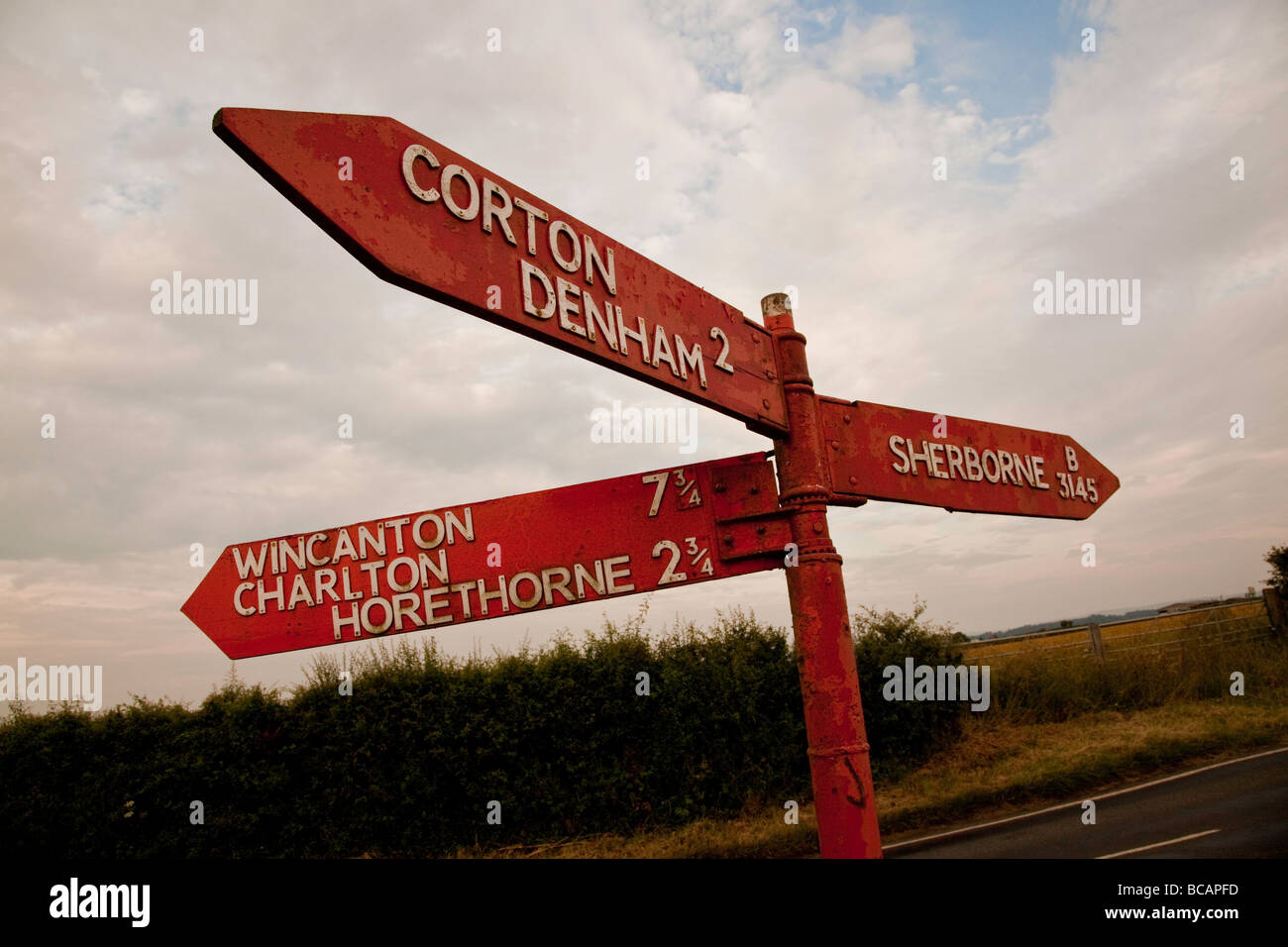 Red Signpost Dorset High Resolution Stock Photography and Images - Alamy