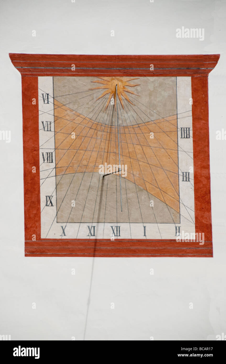 Solar clock hi-res stock photography and images - Alamy