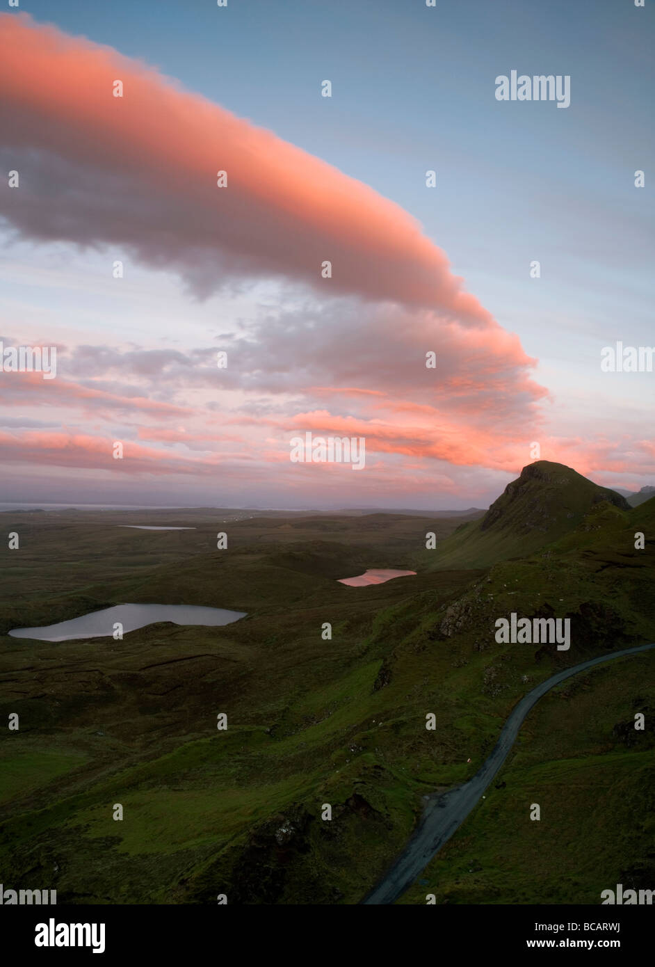 Quiraing sunset isle skye scotland hi-res stock photography and images ...