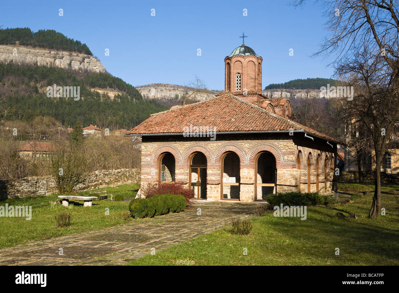 Veliko Tarnovo, historic town, wellknown with its traditional ...