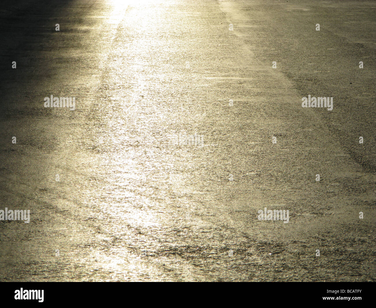 detail of empty street road and pavement sidewalk Stock Photo - Alamy