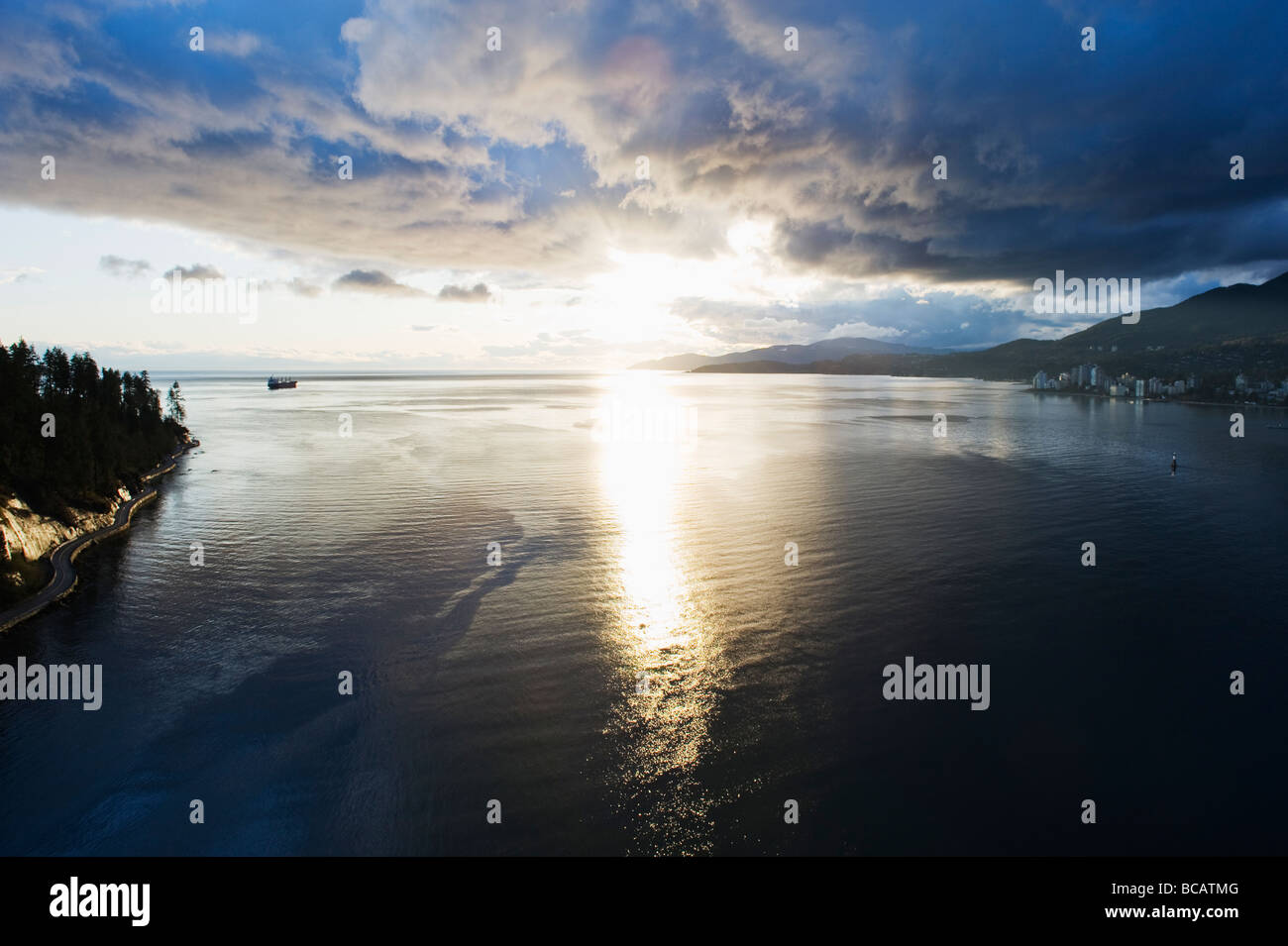 Canadian clouds and sea hi-res stock photography and images - Alamy