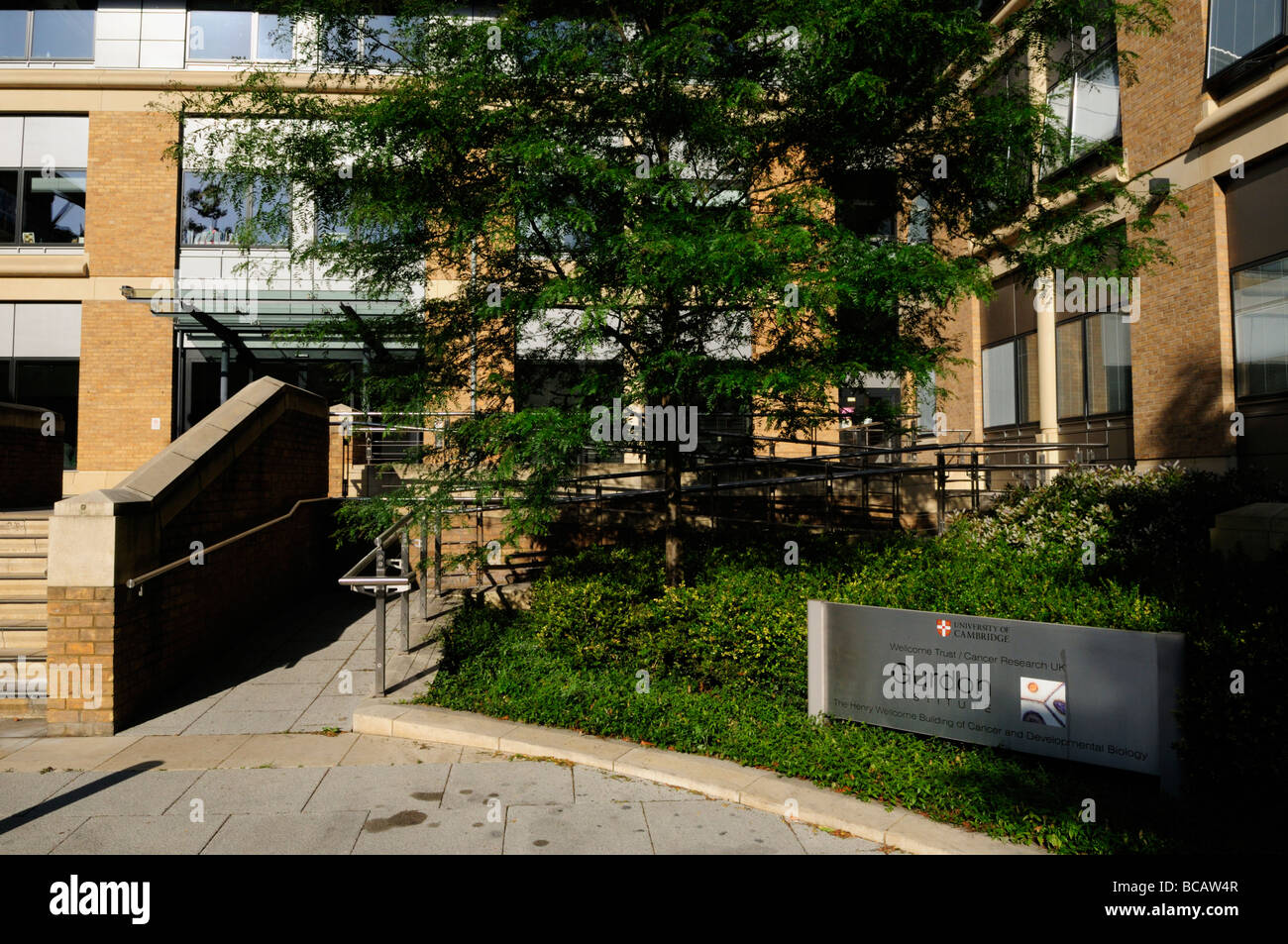 The Gurdon Institute Henry Wellcome Building for Cancer and ...