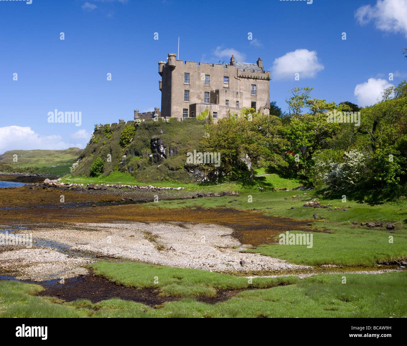 Dunvegan castle hi-res stock photography and images - Alamy