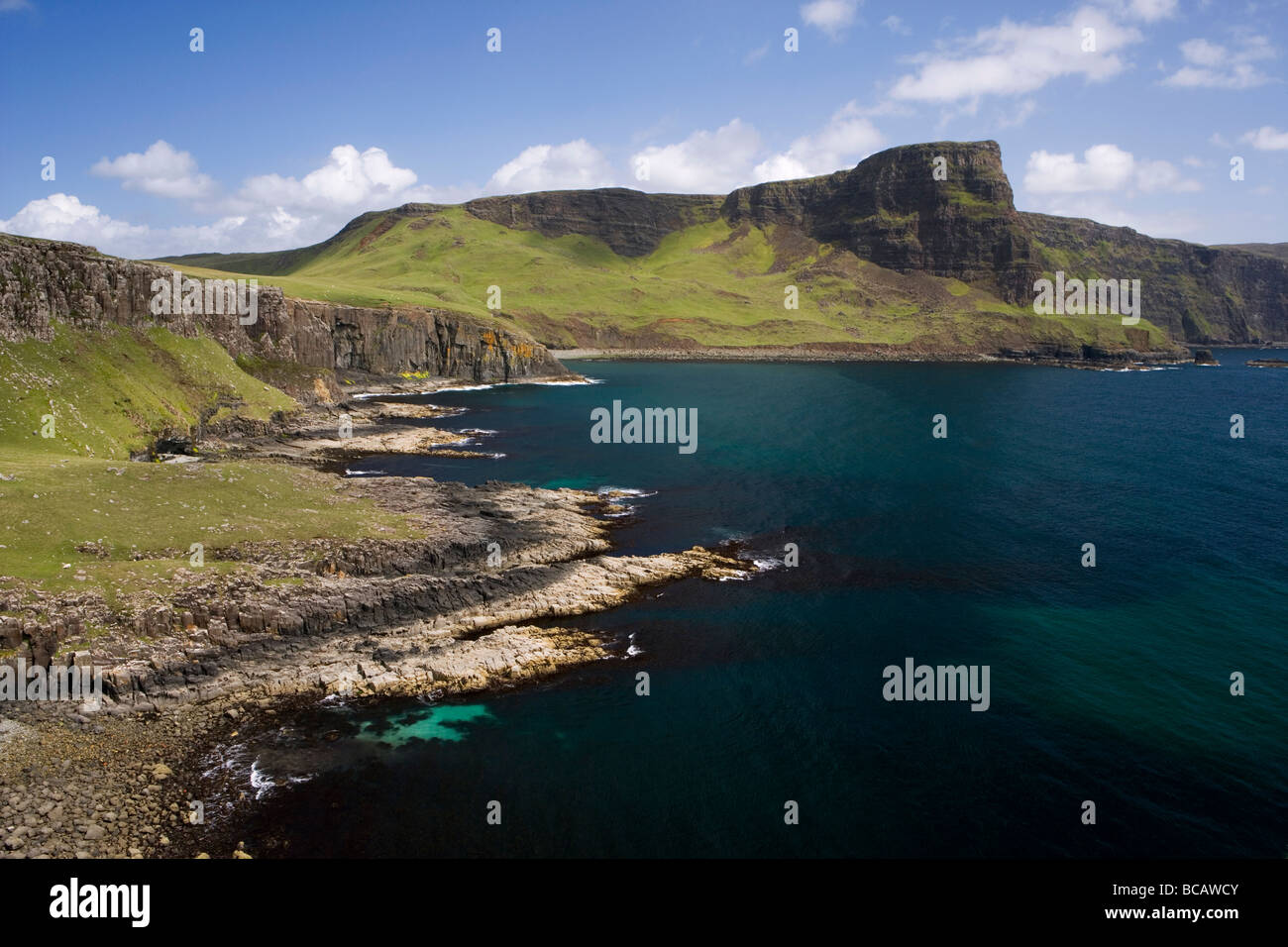 Moonen bay and Waterstein Head viewed from Neist Point on the Isle of ...