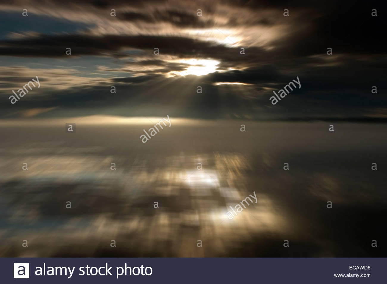 Blur sun rays hi-res stock photography and images - Alamy