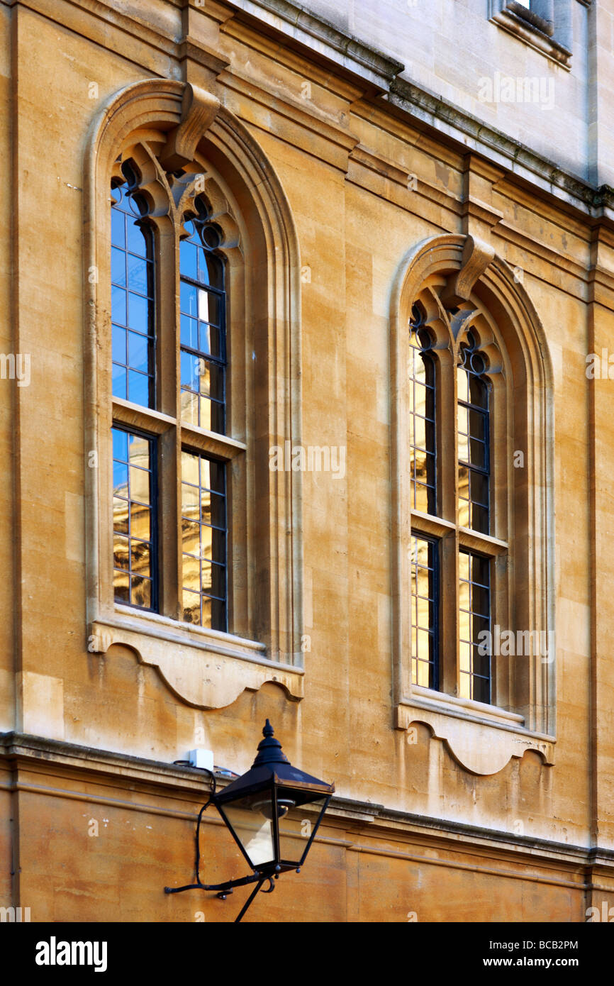 Oxford college architecture windows hi-res stock photography and images ...