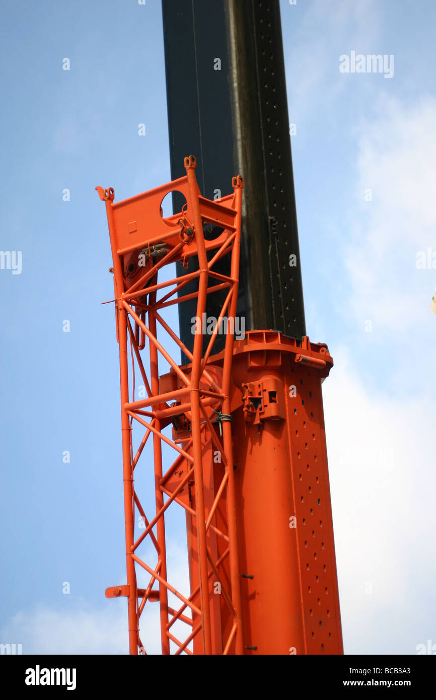 Telescopic crane detail construction hi-res stock photography and ...