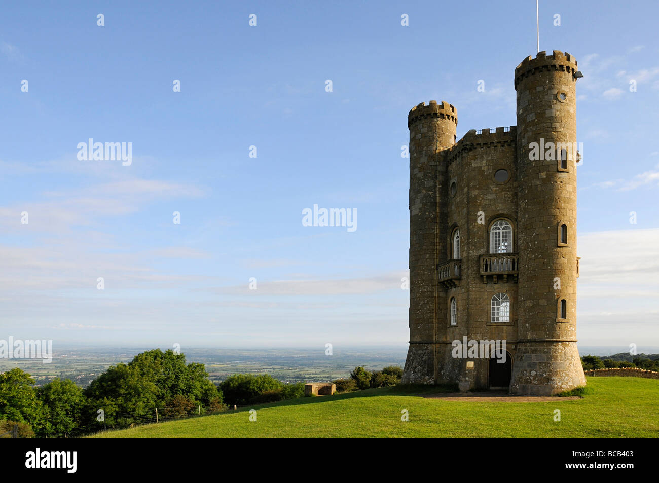 Historic Broadway Tower Folly near Broadway in the Cotswolds ...